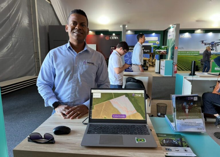 Tecnologia de geoprocessamento que gera economia e eficiência no campo ... Tecnologia de geoprocessamento que gera economia e eficiência no campo ...